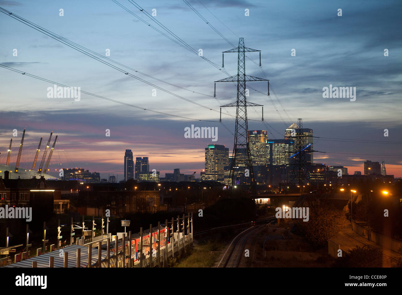 Power lines hi-res stock photography and images - Alamy