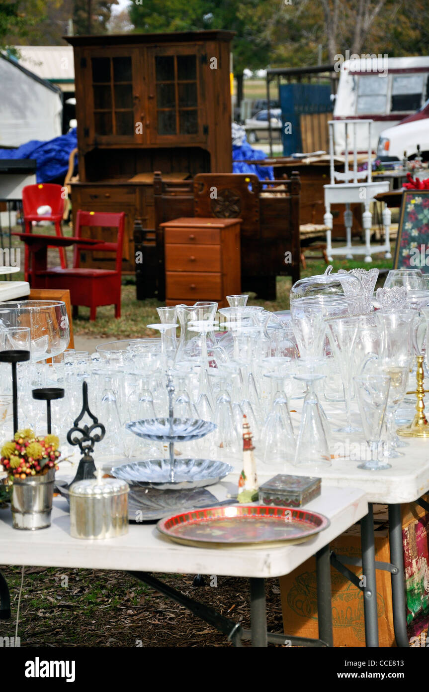 First monday trade days flea hi-res stock photography and images - Alamy