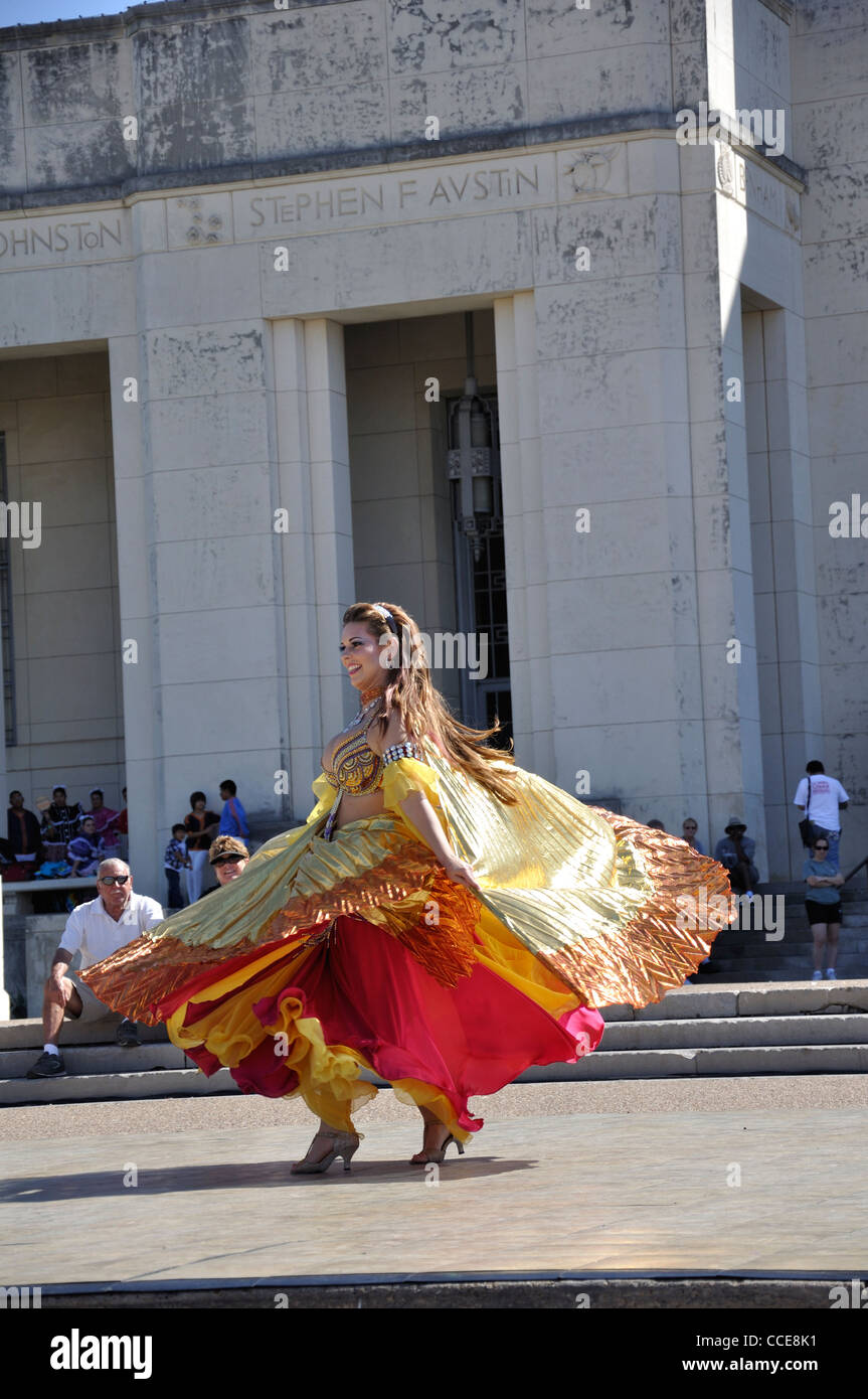 Belly dancing morocco hi-res stock photography and images - Alamy