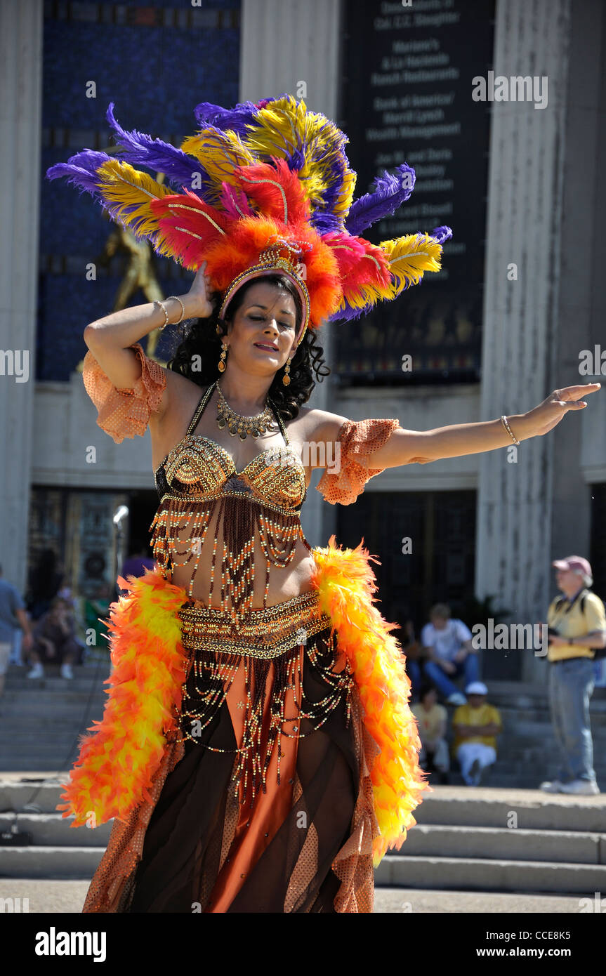 Belly dancing morocco hi-res stock photography and images - Alamy