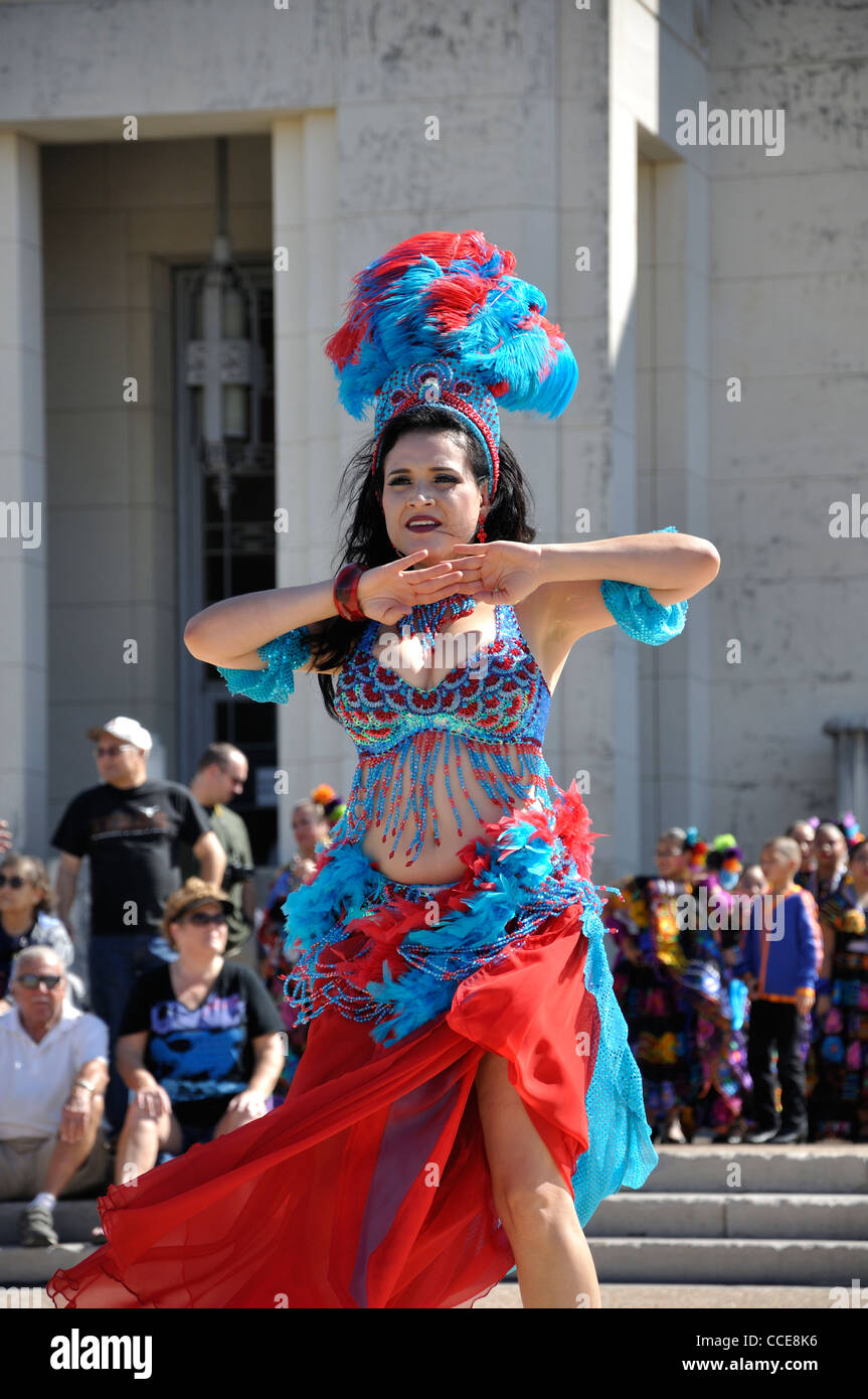 Belly dancing morocco hi-res stock photography and images - Alamy