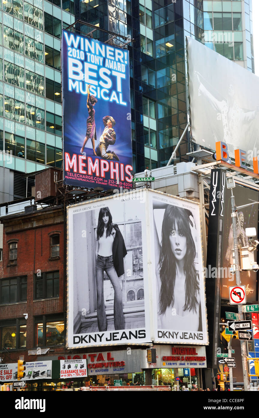 Ny dkny poster hi-res stock photography and images - Alamy