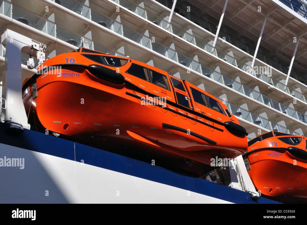 Cruise ship lifeboats Stock Photo - Alamy