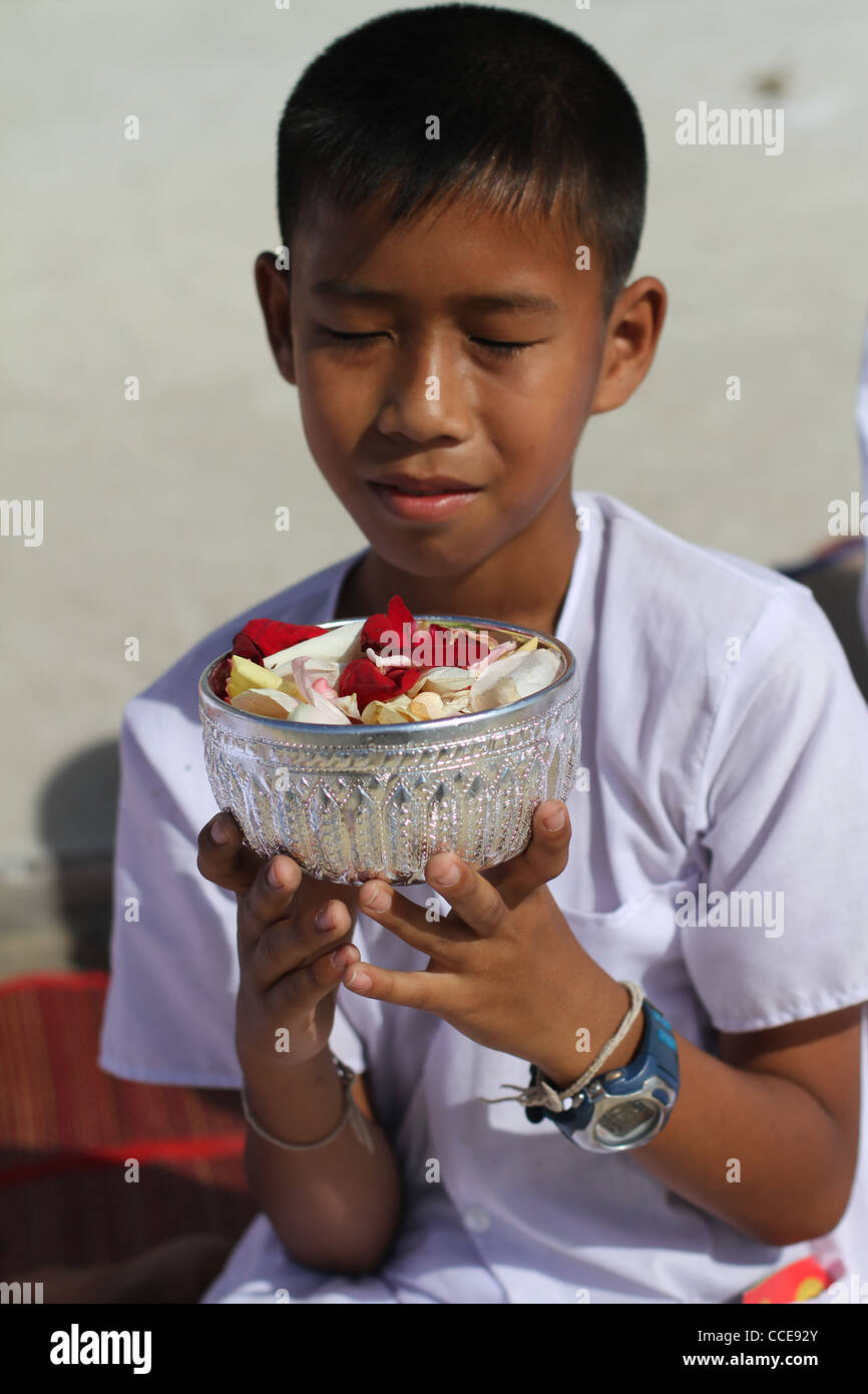Buddhist boy monks hi-res stock photography and images - Alamy