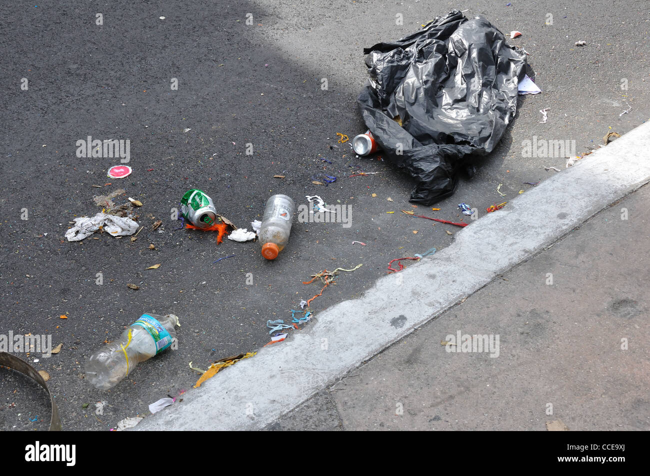 Garbage on street Stock Photo - Alamy