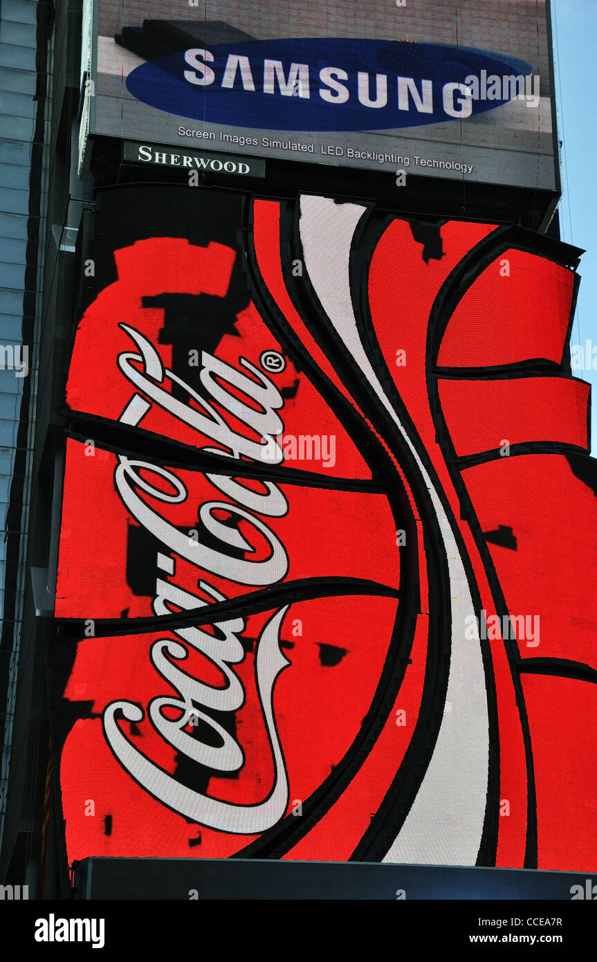 Coca cola ad on Times Square, New York, USA Stock Photo - Alamy