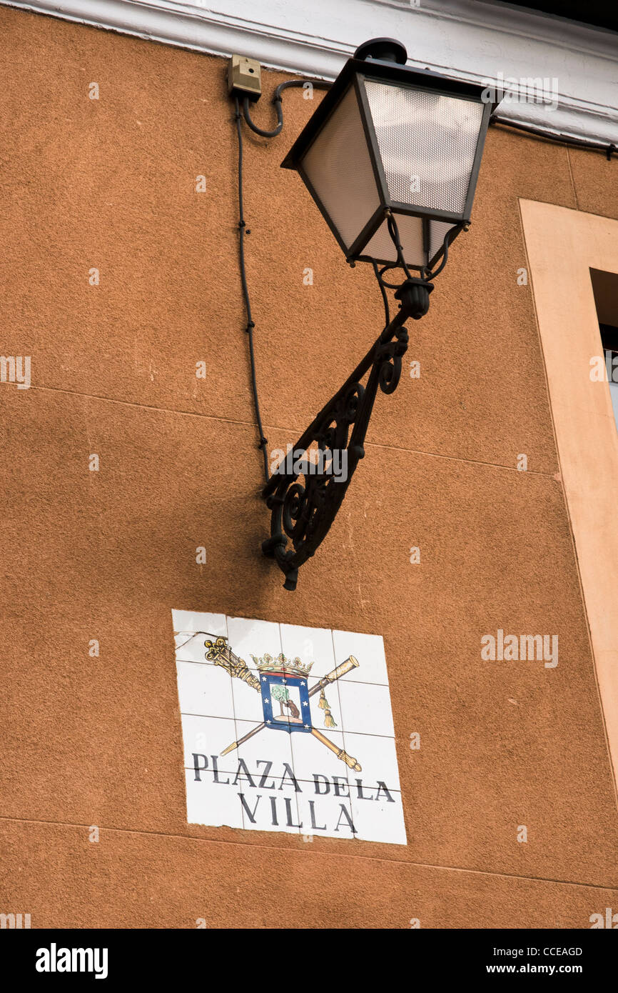 Lantern sign hi-res stock photography and images - Alamy