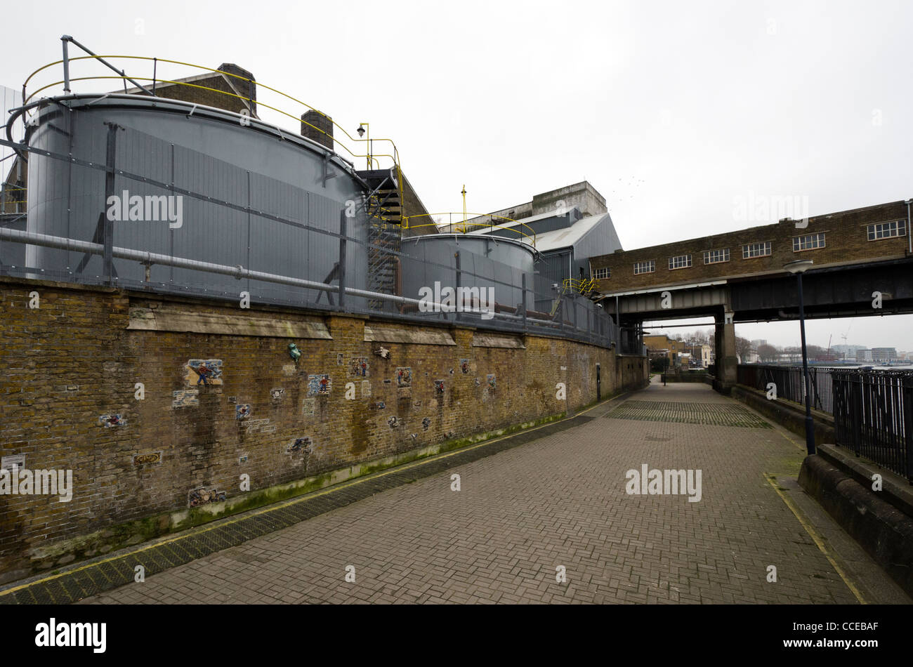 Greenwich power station viewed from the Thames path Stock Photo - Alamy