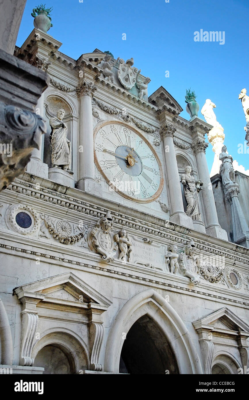 Doge palace clock hi-res stock photography and images - Alamy