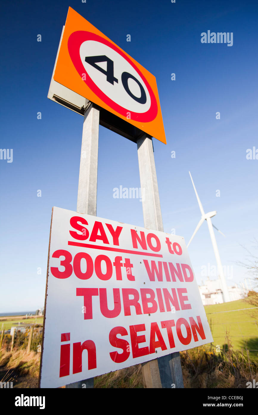 Red protest sign hi-res stock photography and images - Alamy