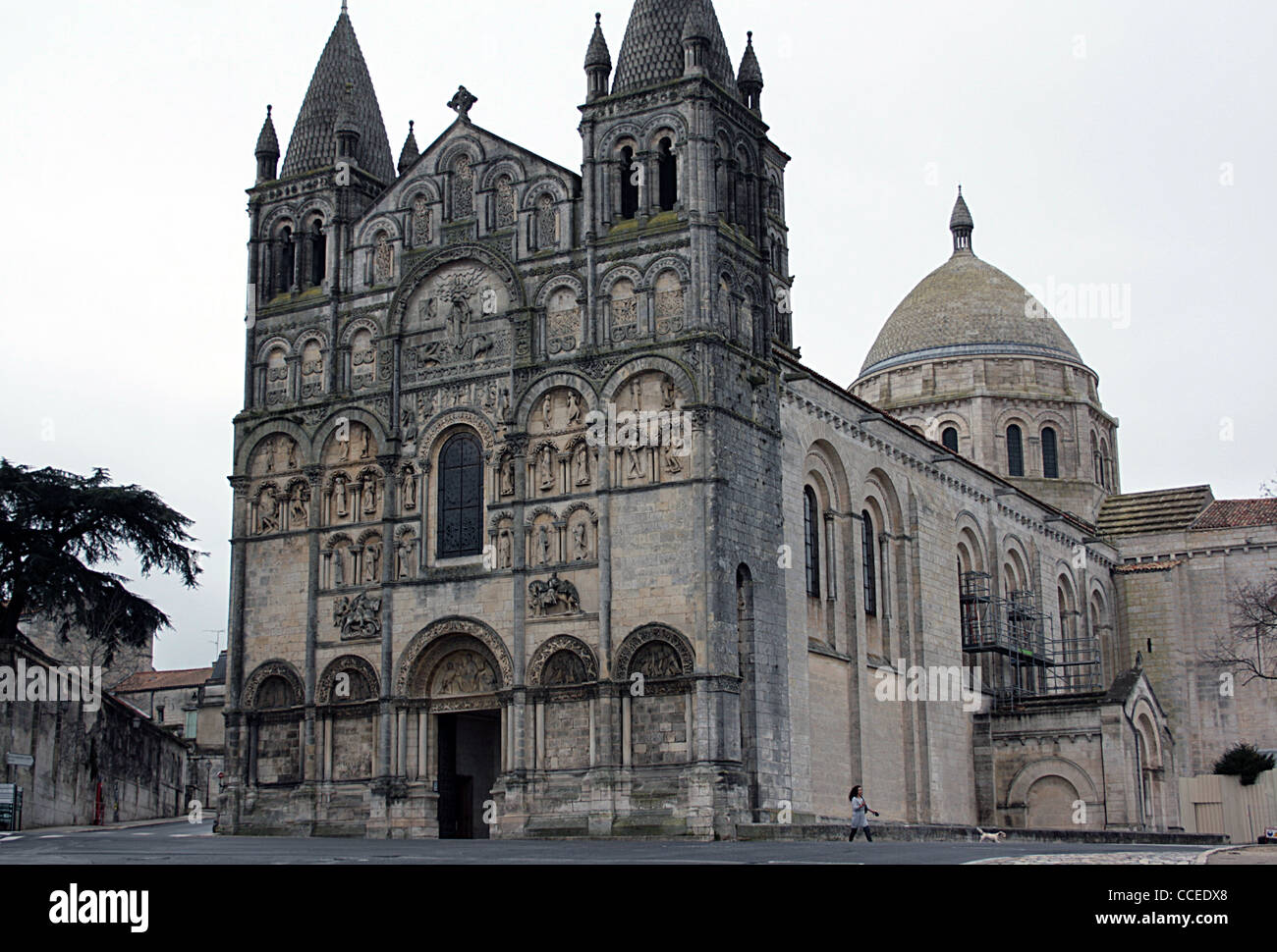 Angouleme cathedral hi-res stock photography and images - Alamy