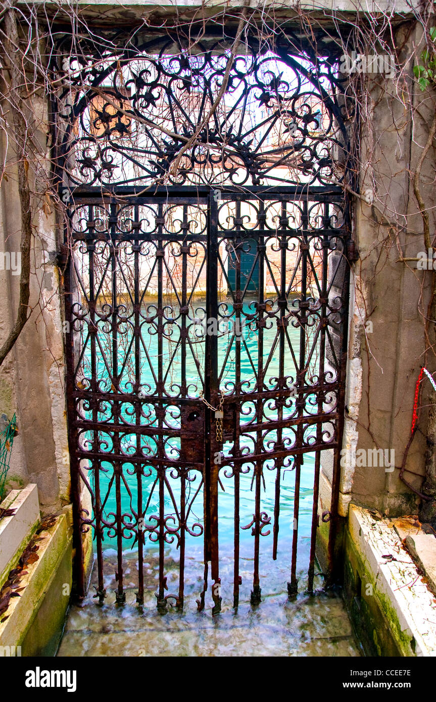 Italian Garden Gates Wrought Iron Gate 14 Wrought Iron Gate By GH