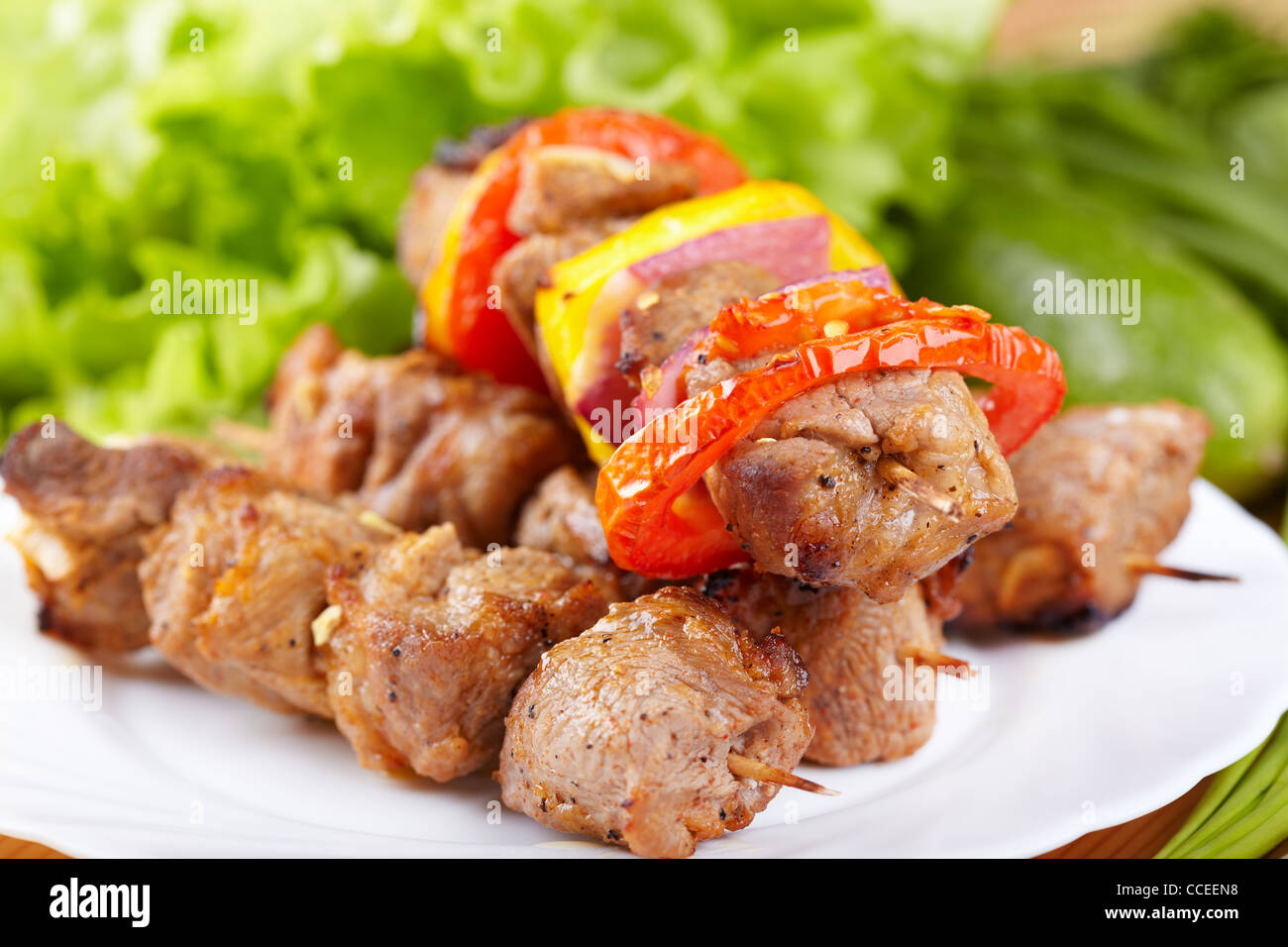 Barbecue shashlik kebab souvlaki bbq meat hi-res stock photography and ...