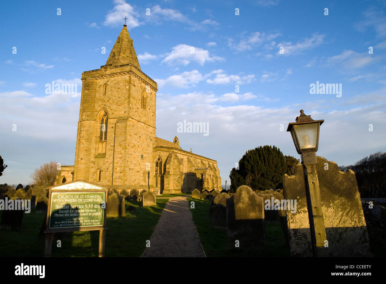 Lythe hi-res stock photography and images - Alamy