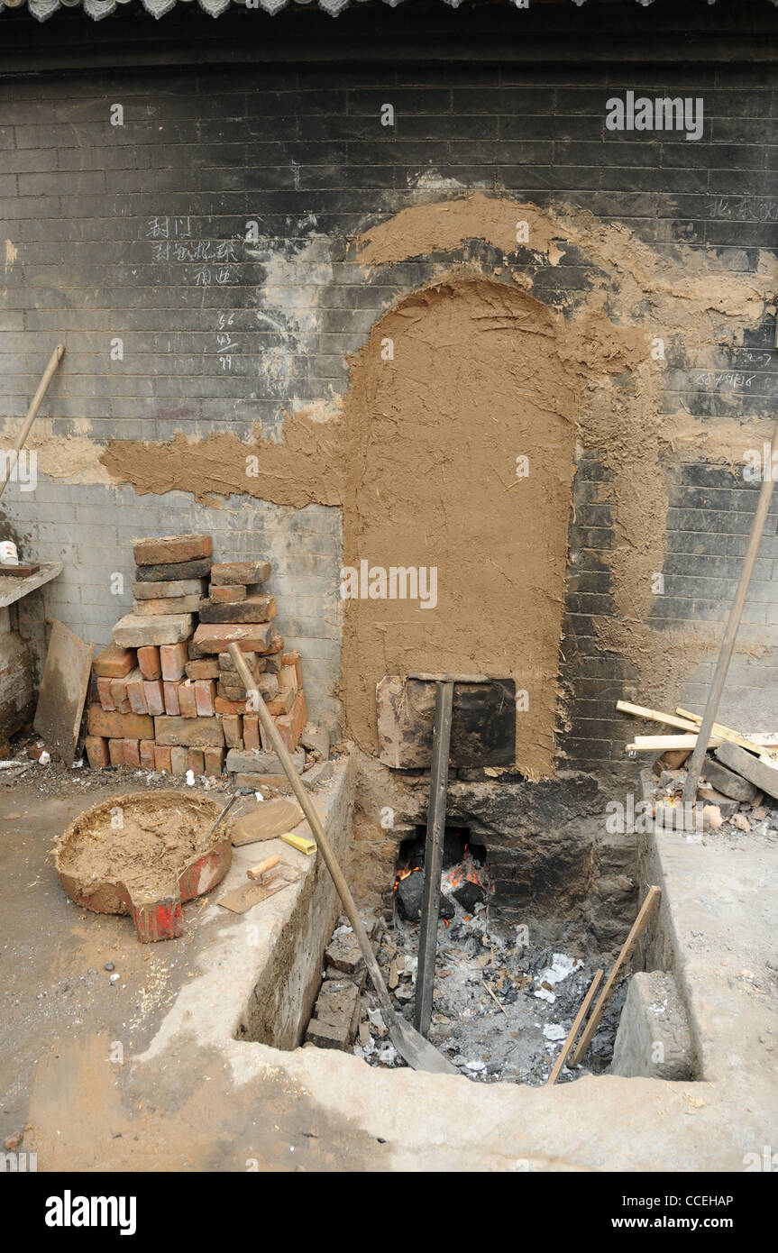 Clay kiln hi-res stock photography and images - Alamy