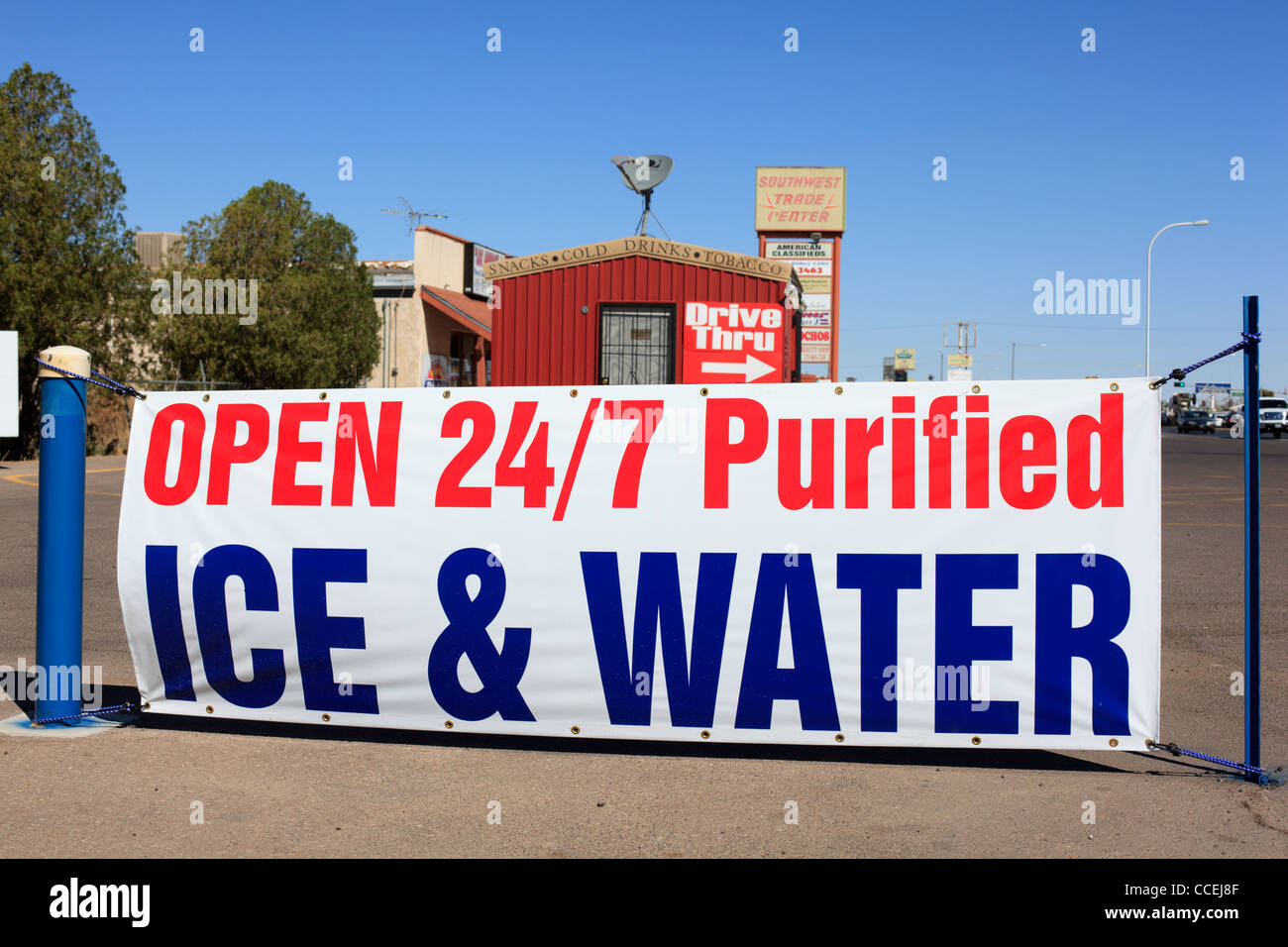 A sign for purified ice and water in Las Cruces, New Mexico Stock Photo ...