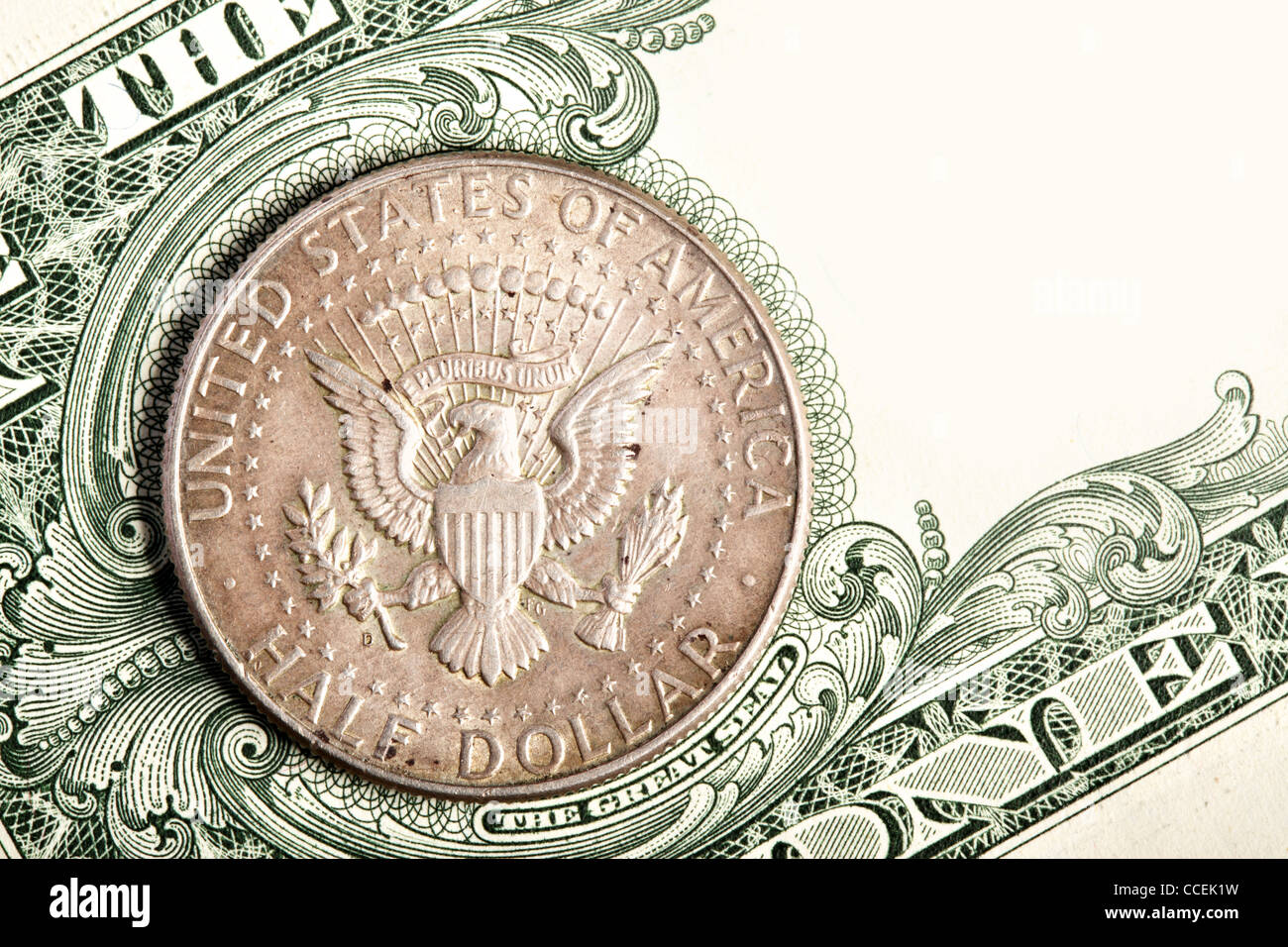 Dollar bill note eagle hi-res stock photography and images - Alamy