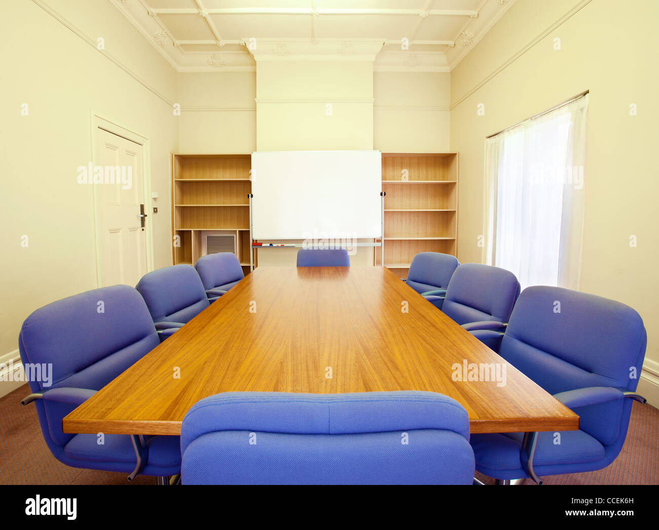 Buildings uni hi-res stock photography and images - Alamy