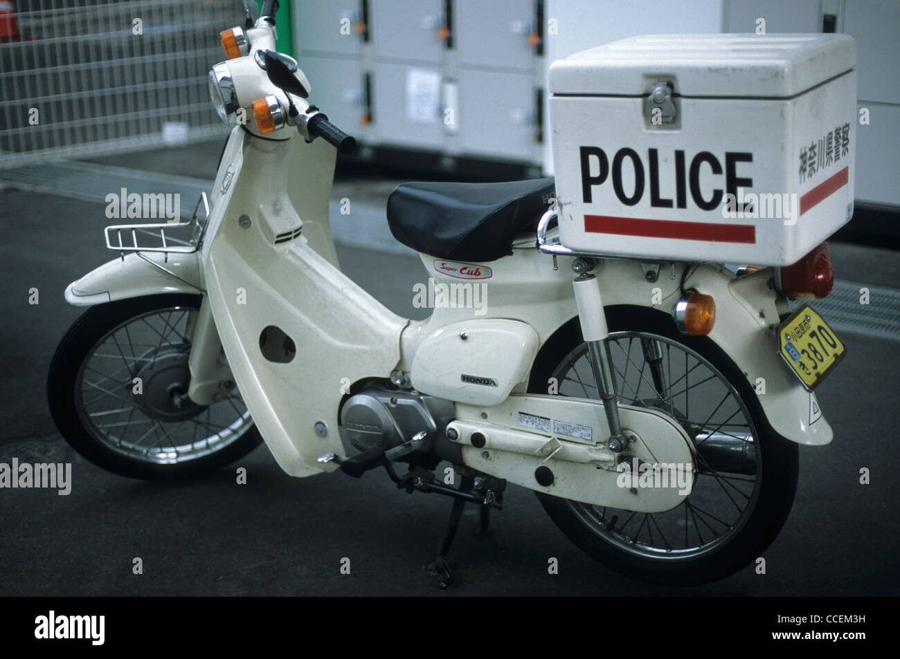 As scooters e motos das forças de segurança! Há muito que lhes vêem ...