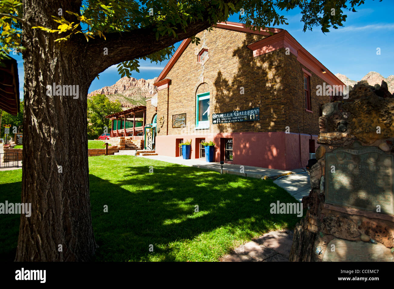 Sorella art gallery hi-res stock photography and images - Alamy