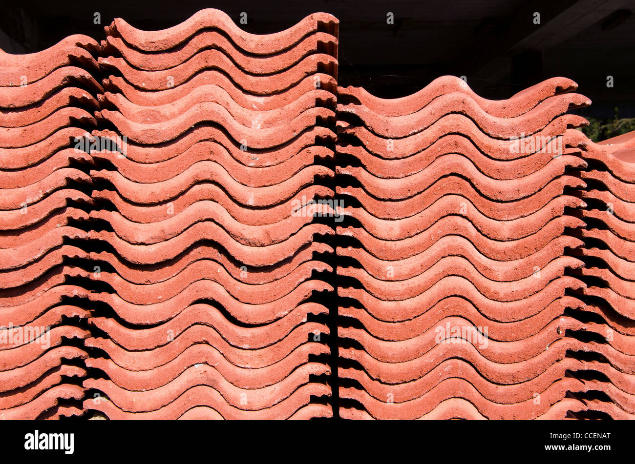 Red ceramic tiles hi-res stock photography and images - Alamy