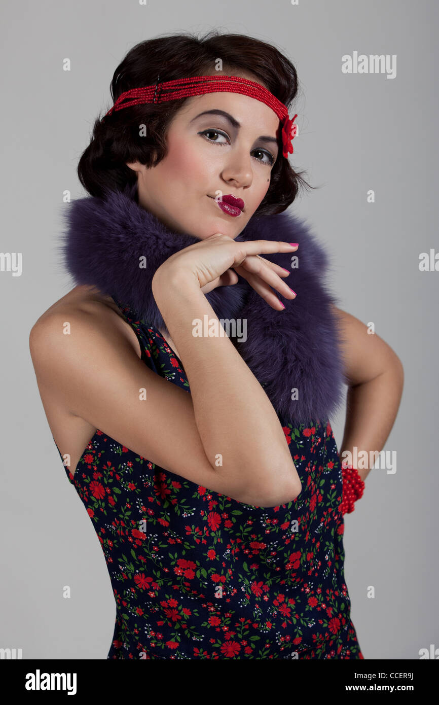 Beautiful young woman in the style of 1920-1930 Stock Photo - Alamy