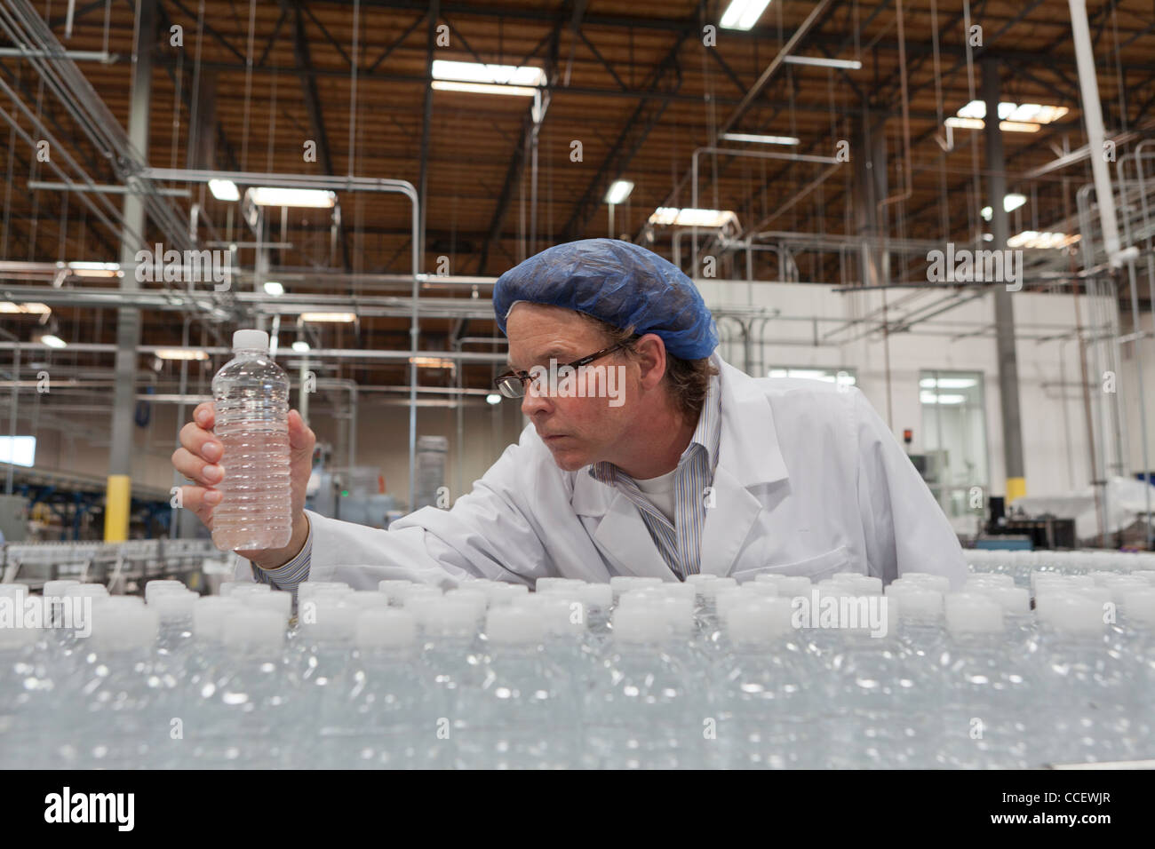Bottled Water Factory High Resolution Stock Photography and Images - Alamy