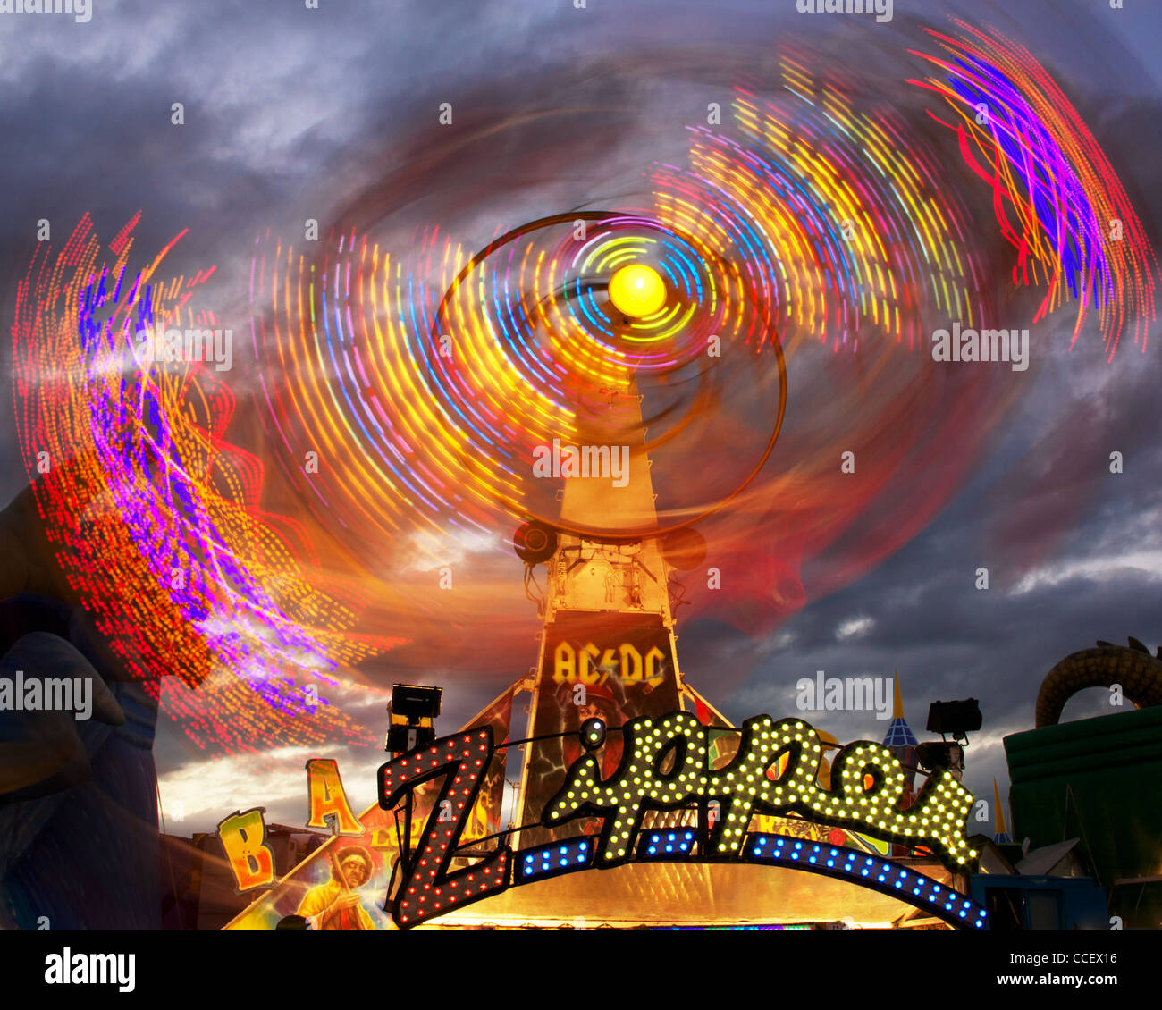 Zipper ride hi-res stock photography and images - Alamy