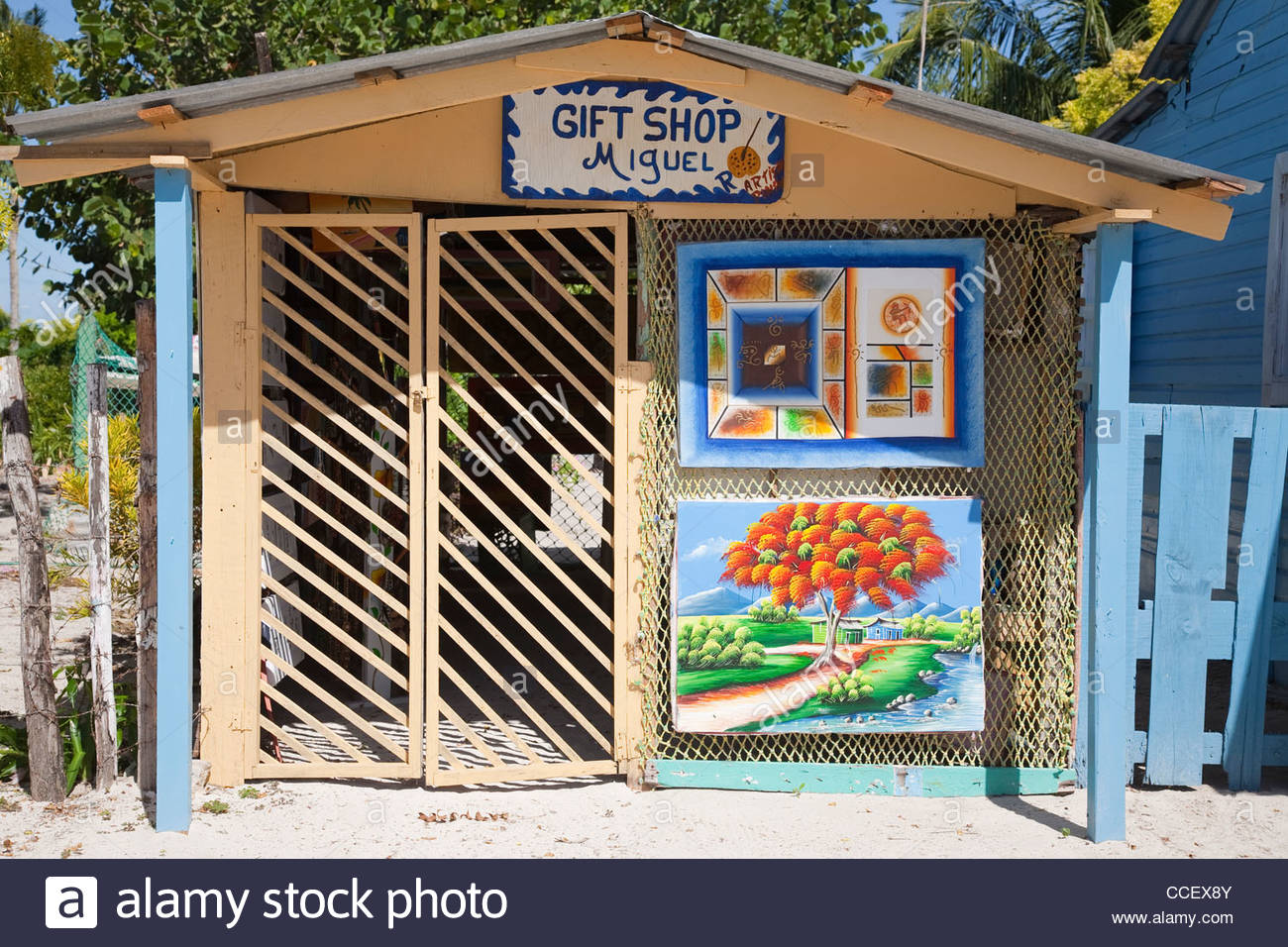 Caribbean Shop High Resolution Stock Photography and Images - Alamy