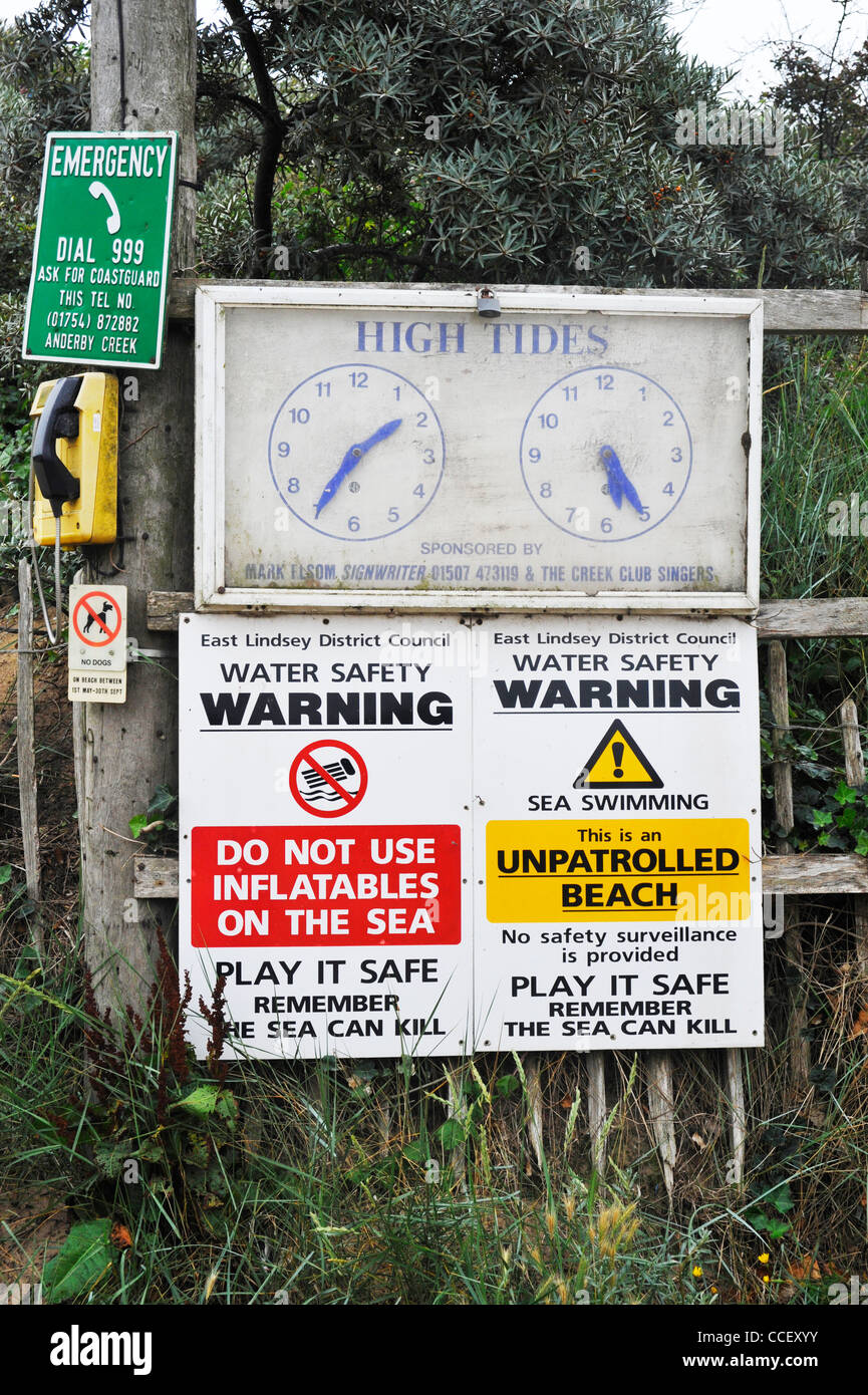 Tide warning sign hi-res stock photography and images - Alamy