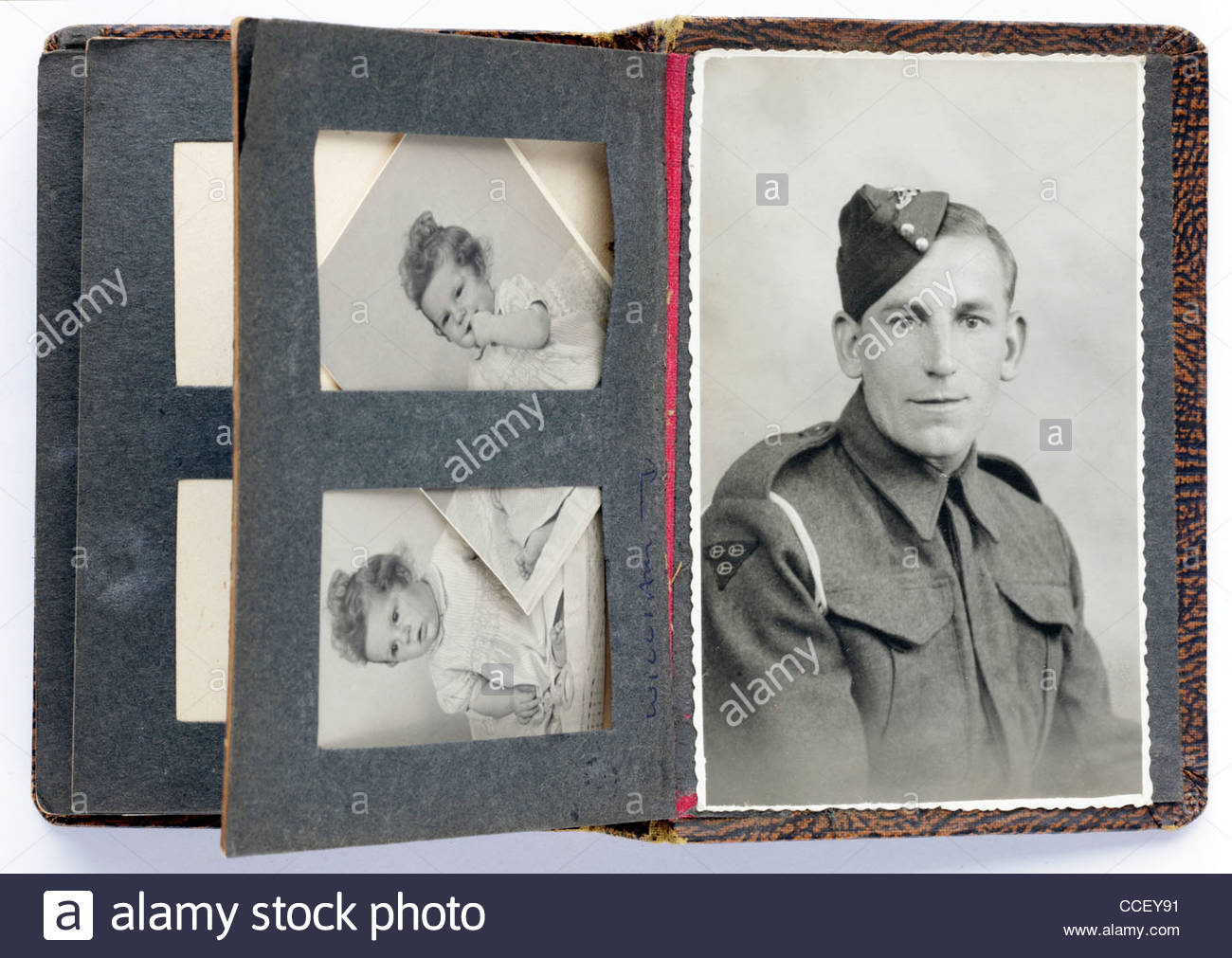 British Soldier Ww2 Stock Photos & British Soldier Ww2 Stock Images - Alamy