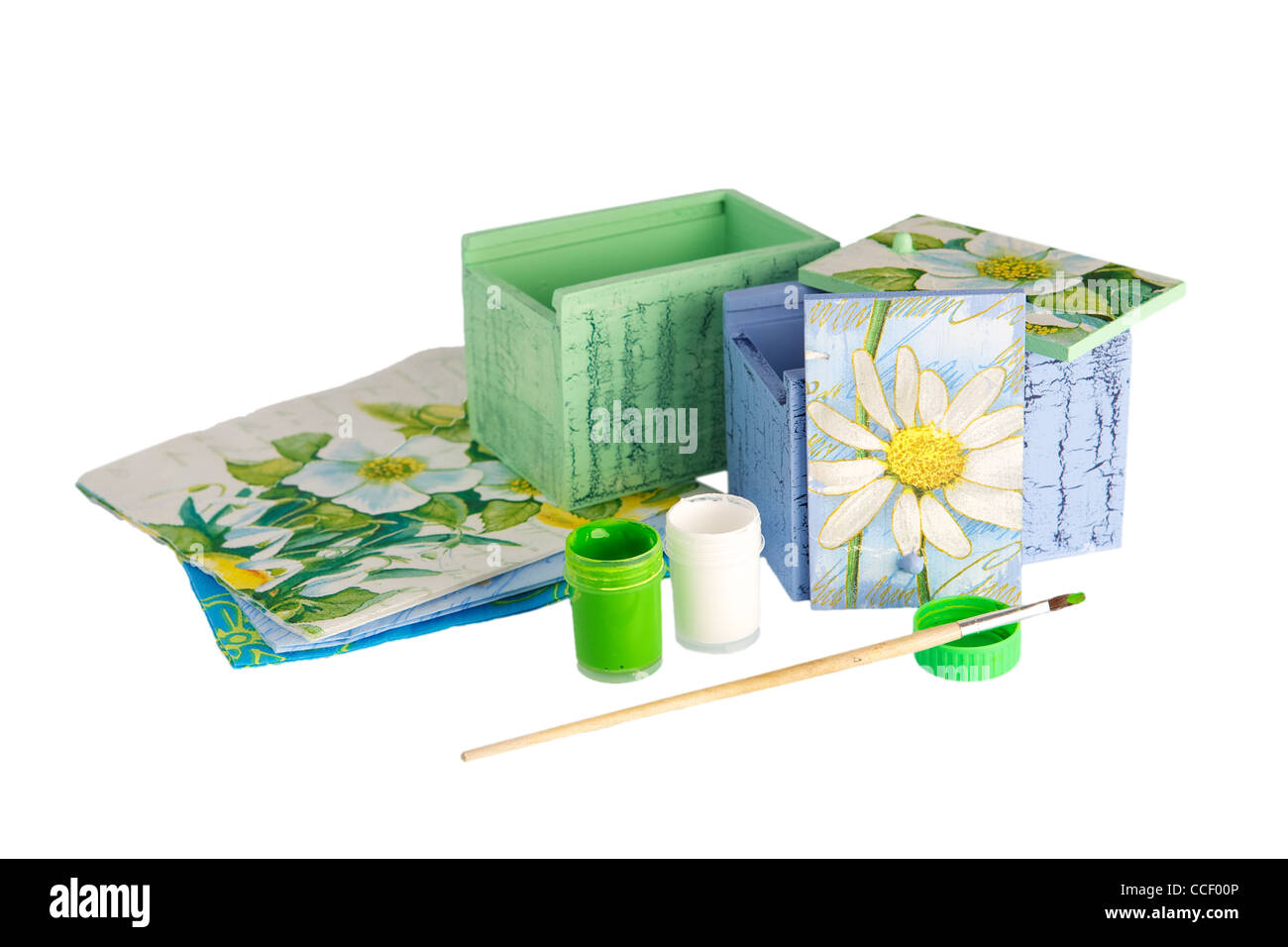 Box of paint hi-res stock photography and images - Alamy