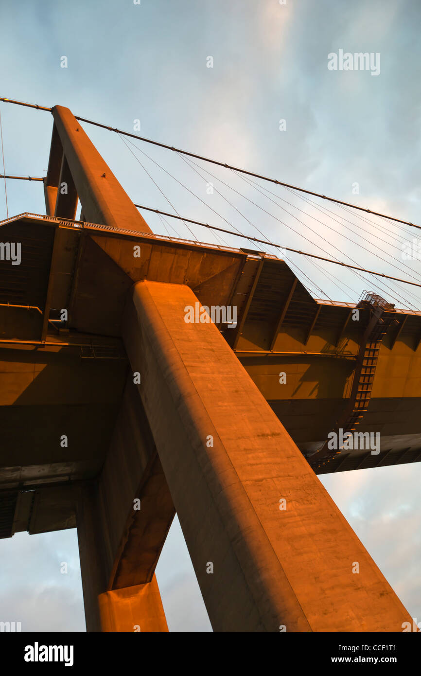The Humber Bridge seen from the north bank at sunset in January Stock ...