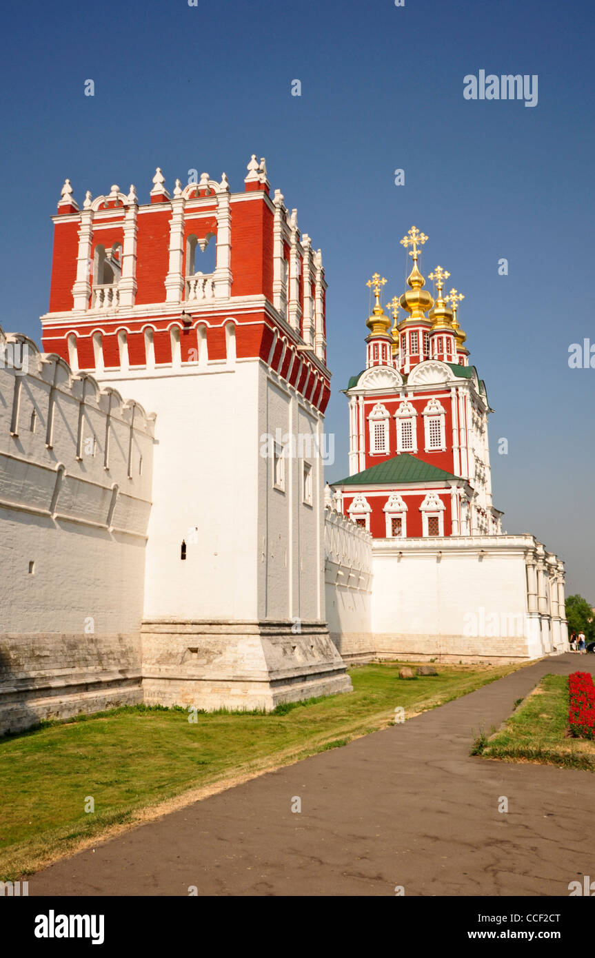 RUSSIA, Moscow, Russian Orthodox Novodevichy Convent (1524), front ...