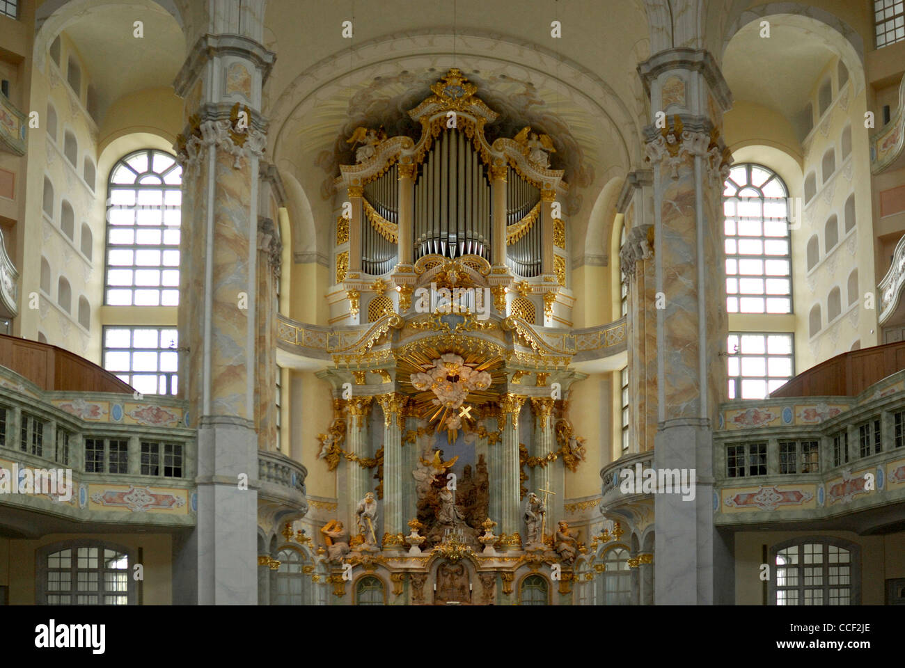 Frauenkirche dresden interior hi-res stock photography and images - Alamy