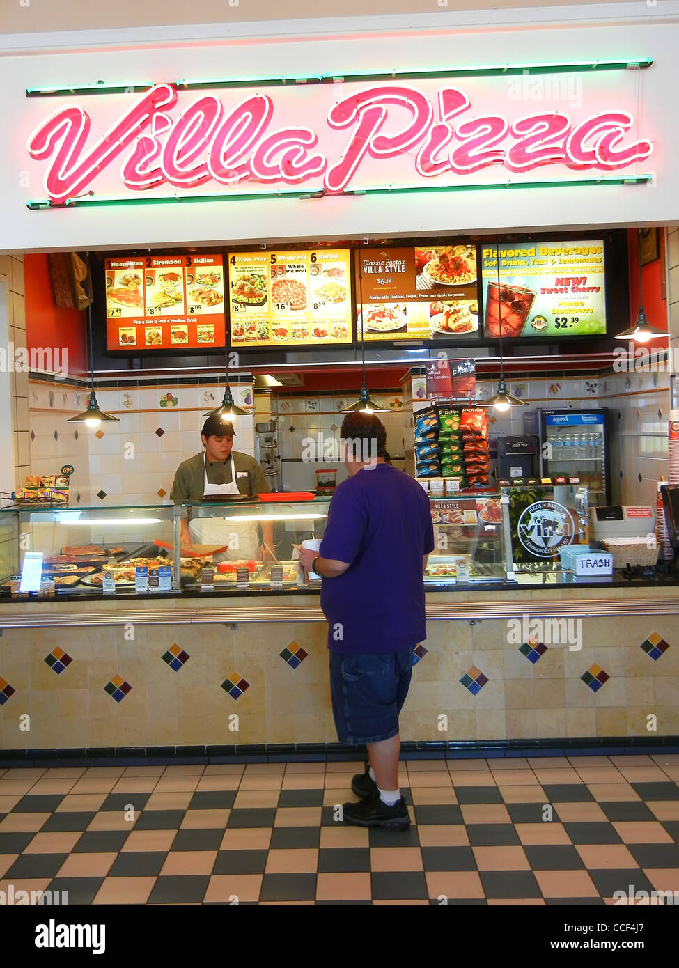 Food vendor restaurant fast food eating outlet in a shopping mall Stock ...