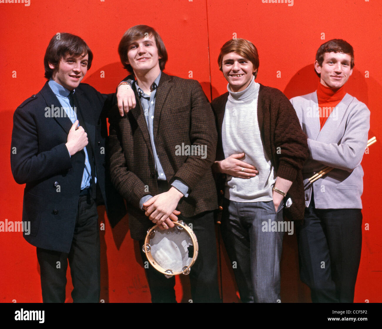 WAYNE FONTANA AND THE MINDBENDERS UK pop group in 1965, See Description below for names. Photo ...