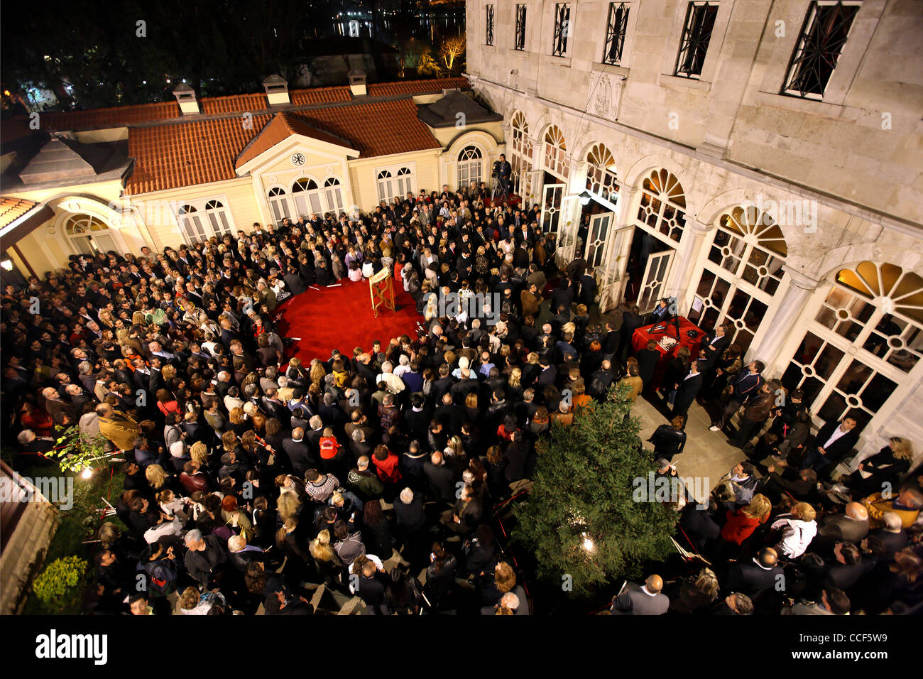 Greek Orthodox Easter mass, at the Ecumenical Greek Orthodox ...
