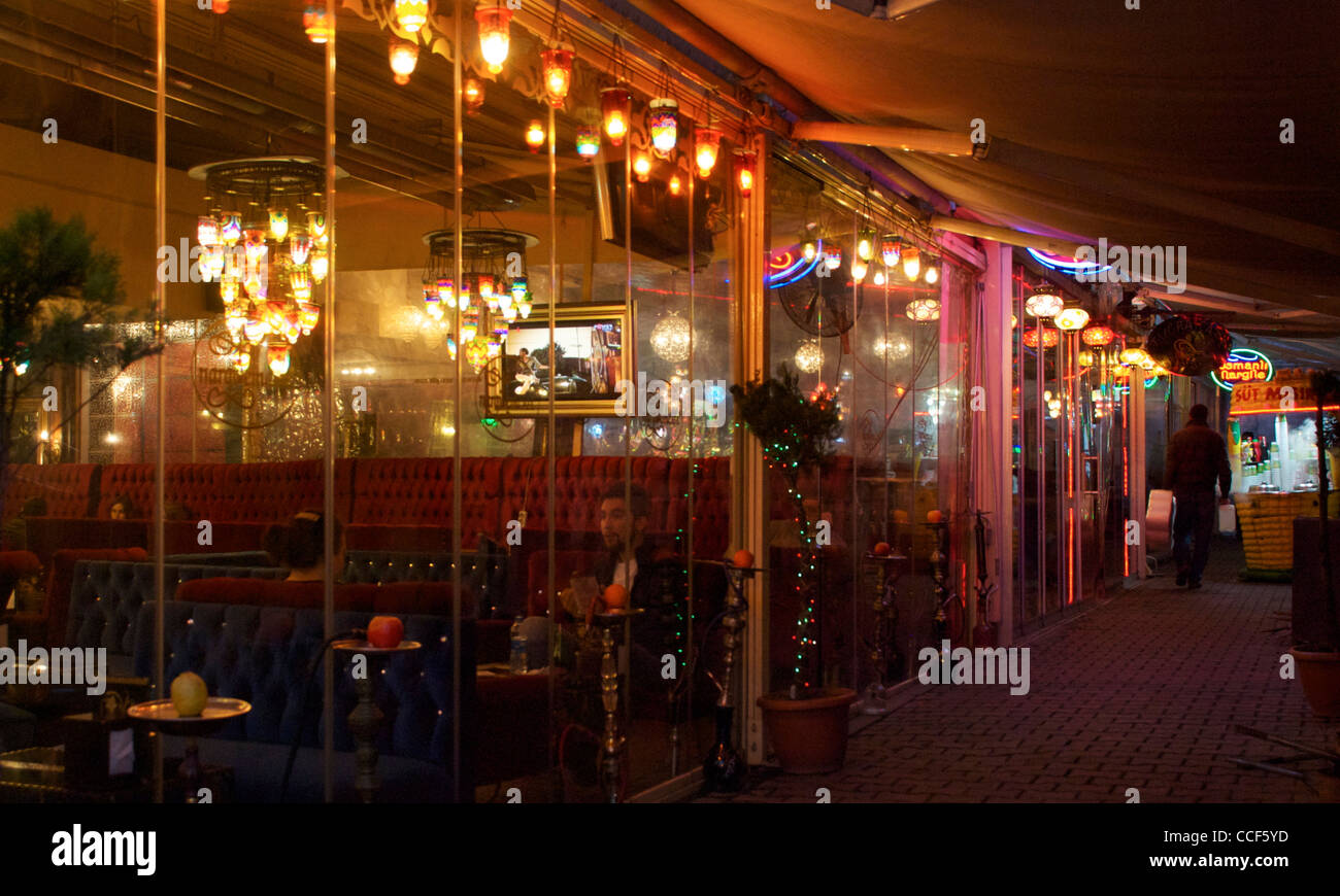 Night scene, Istanbul, Turkey, Dec 2011 Stock Photo - Alamy