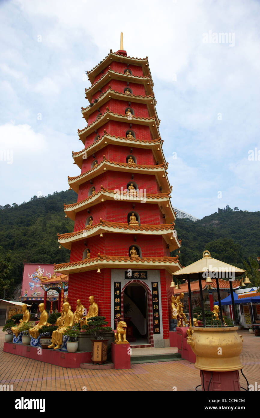 Pagoda of the 10,000 buddhas hi-res stock photography and images - Alamy