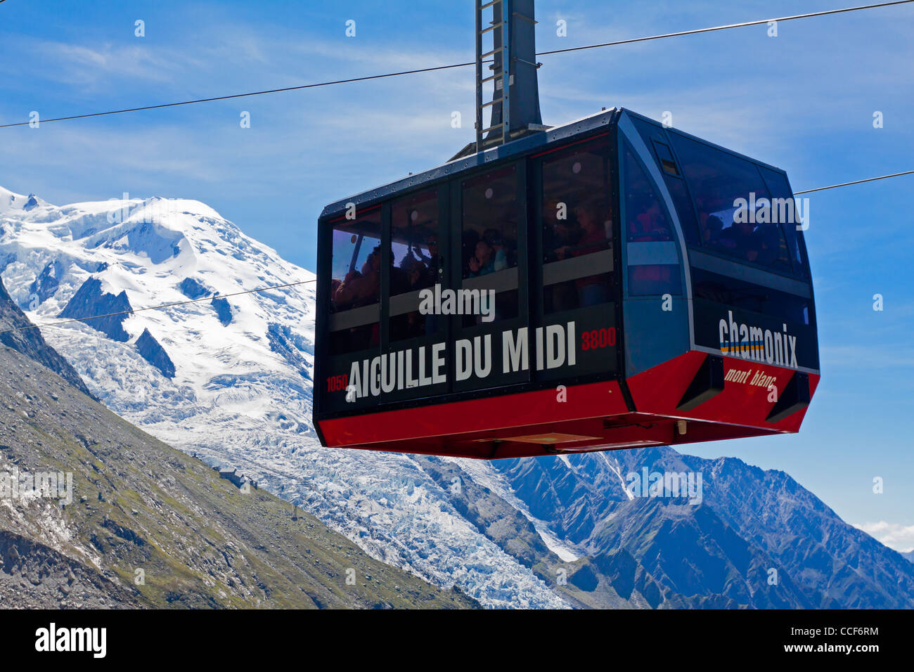 Cable car from Chamonix to Aiguille du Midi near the summit of Mont ...