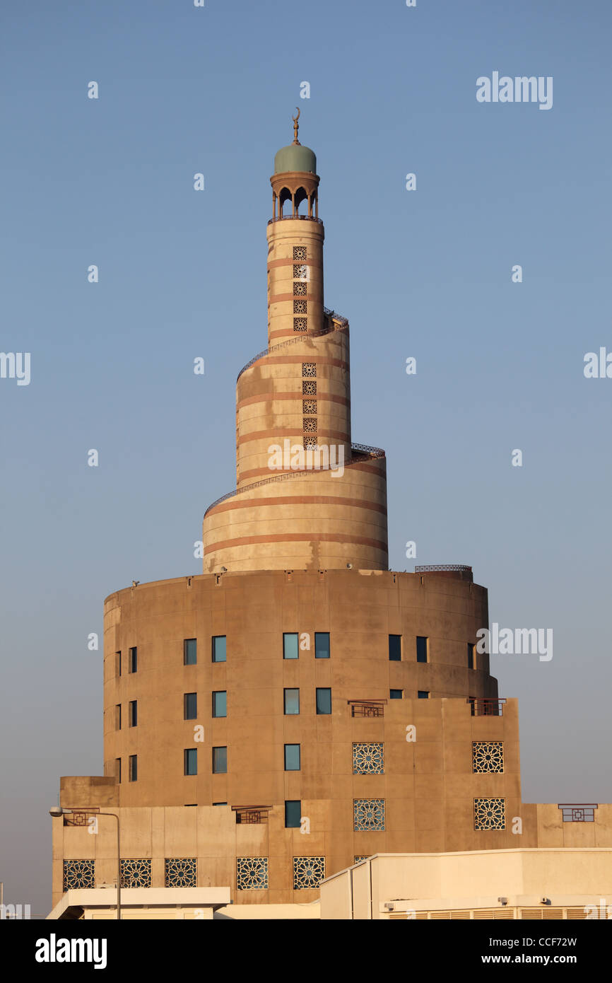 Doha islamic center mosque hi-res stock photography and images - Alamy