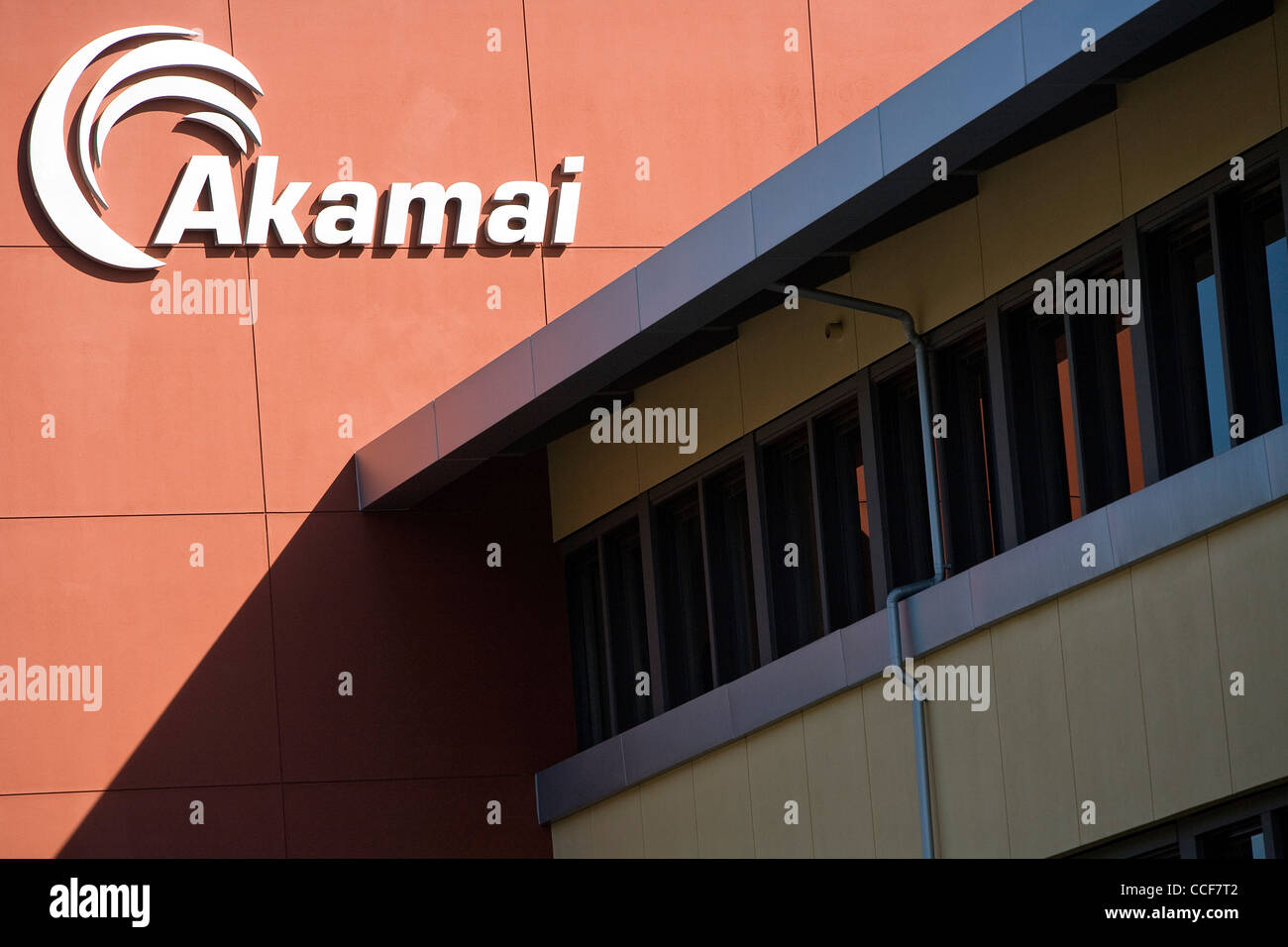 An office building occupied by Akamai Stock Photo - Alamy