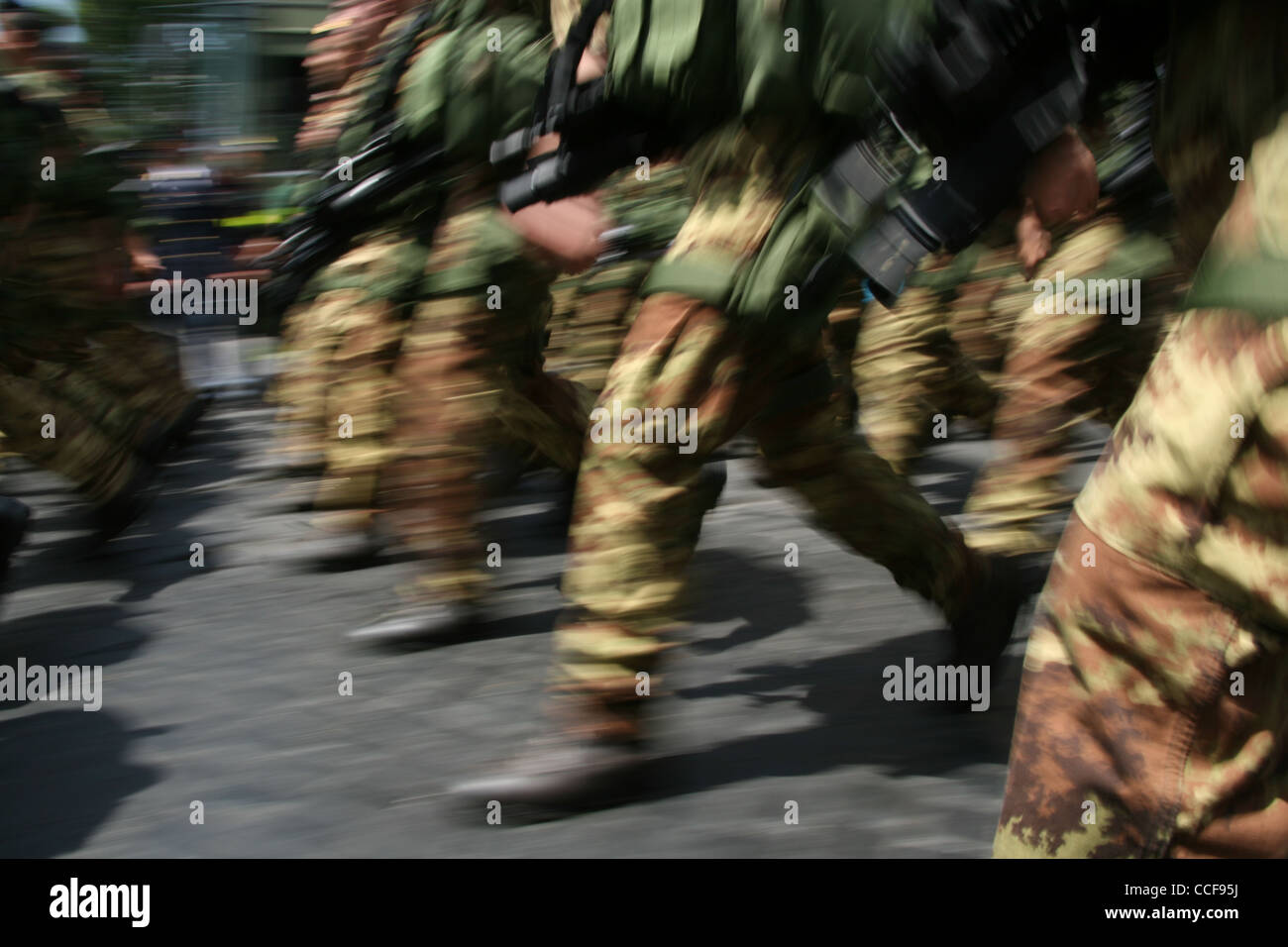 soldiers marching at the 2nd June parade in rome italy Stock Photo - Alamy