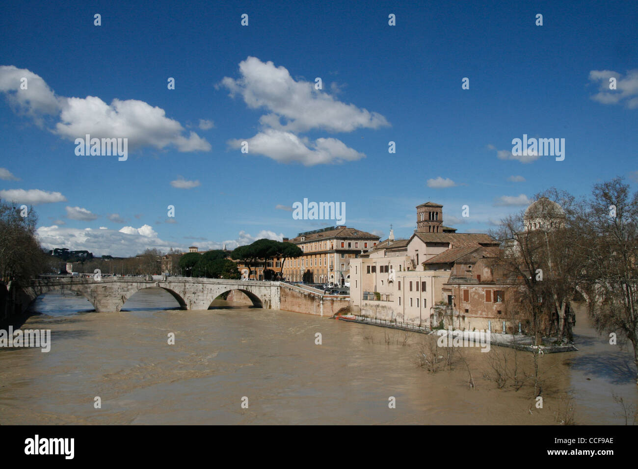 high flood water tiber river by tiberina island in rome italy Stock ...