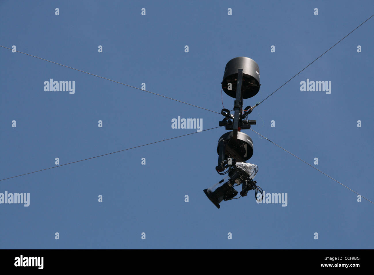 Overhead crane top view hi-res stock photography and images - Alamy