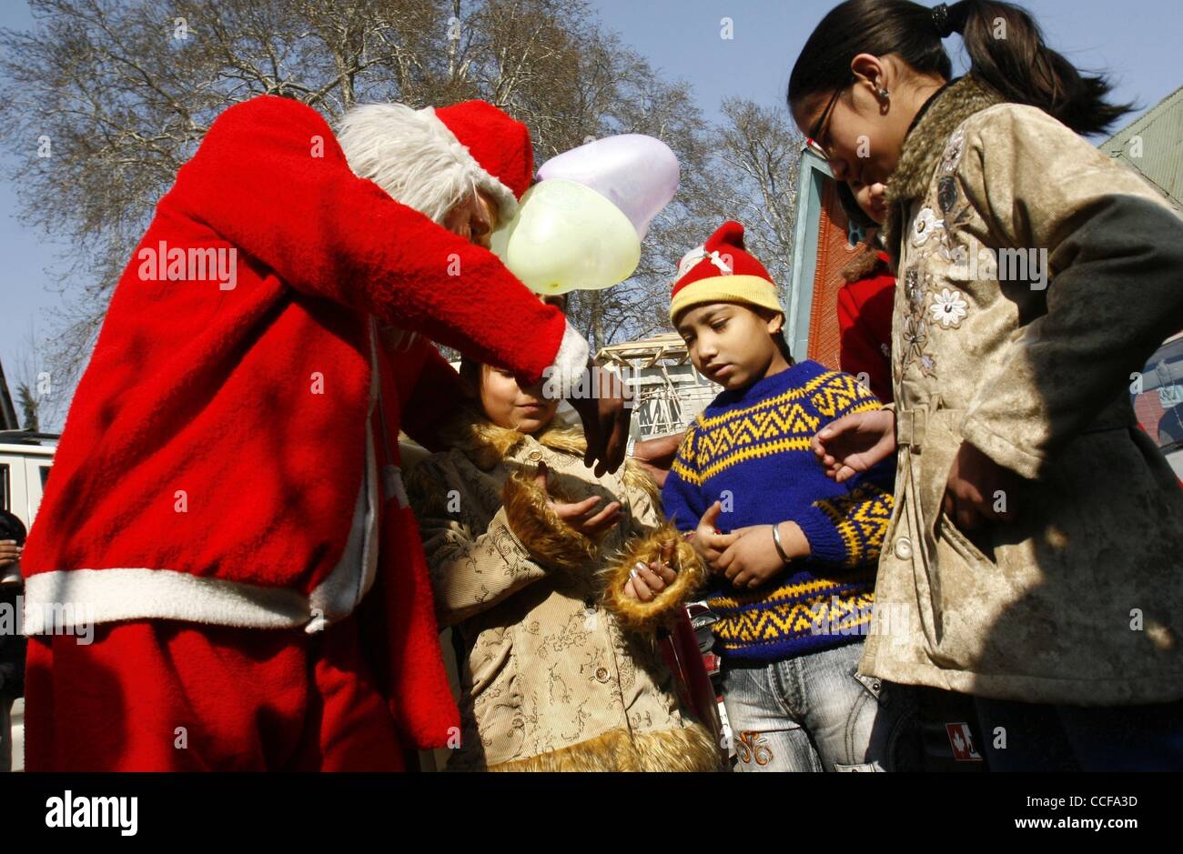 Christmas celebrations in india hi-res stock photography and images - Alamy