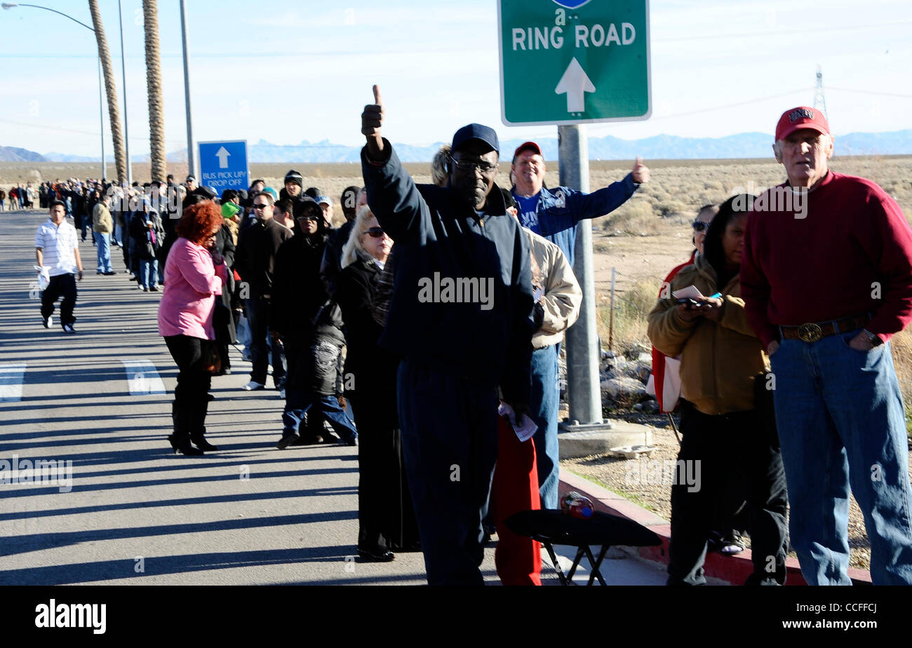 Jan 4,2011 - Primm, Nevada, USA. Hundreds of people waited in line up ...