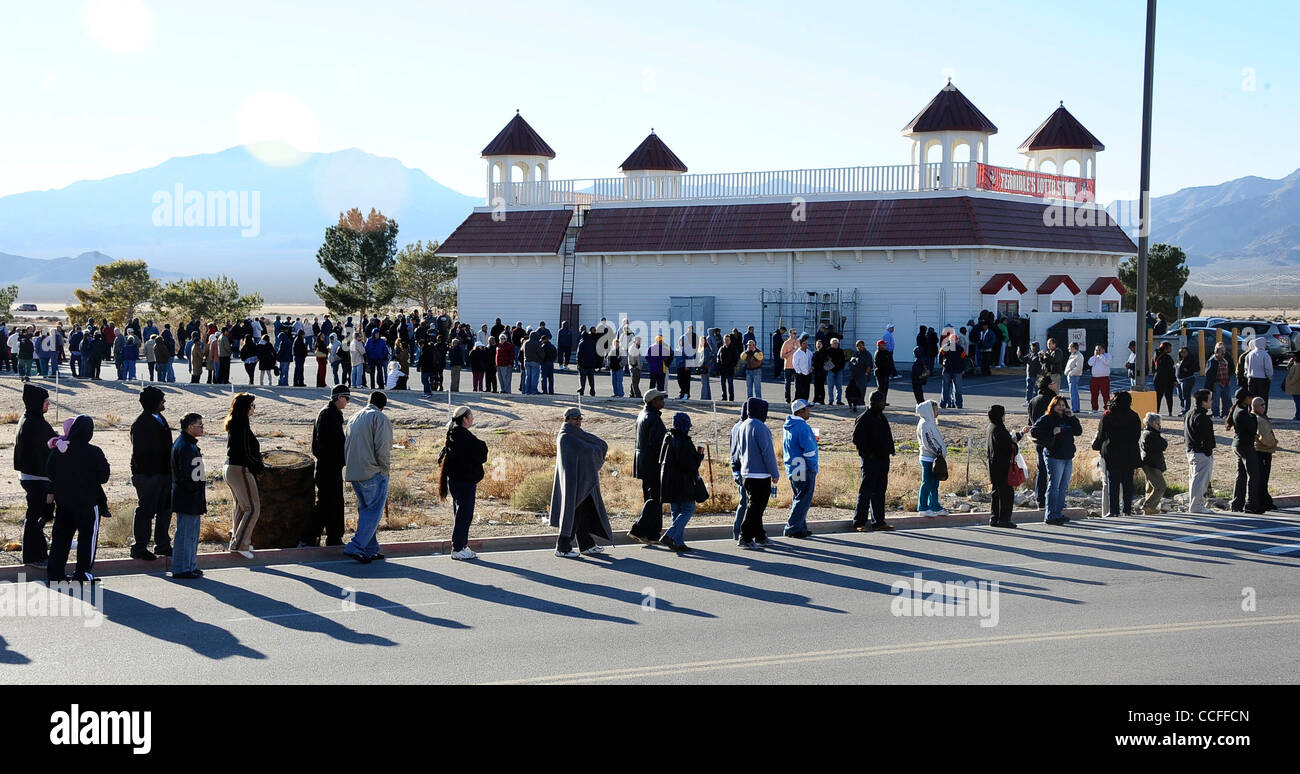 Jan 4,2011 - Primm, Nevada, USA. Hundreds of people waited in line up ...