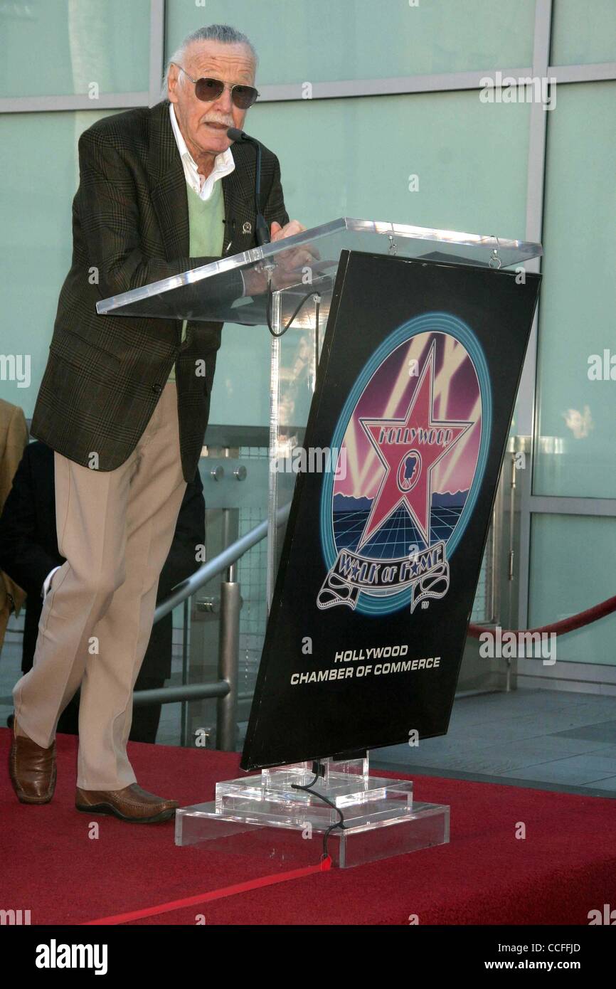 Jan. 4, 2011 - Hollywood, California, U.S. - I14809CHW .Comic Book Hero ...